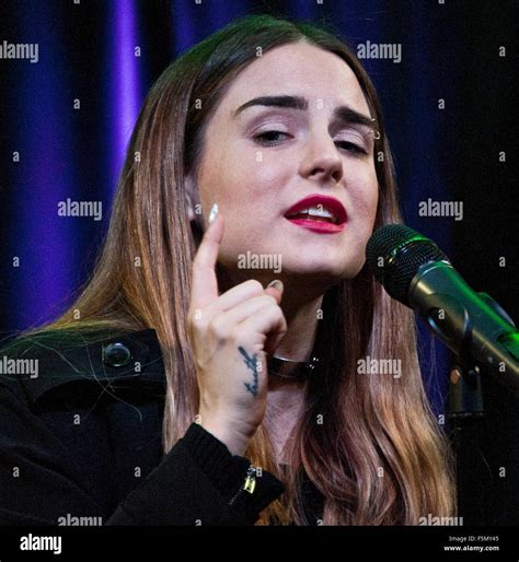 Bala Cynwyd Pa Usa 4th November 2015 American Singer Songwriter