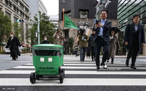 Uber Eats inicia reparto con robots en Tokio El Sol de México