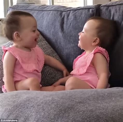 Adorable Moment Nsw Identical Twins Couldnt Stop Kissing Daily Mail