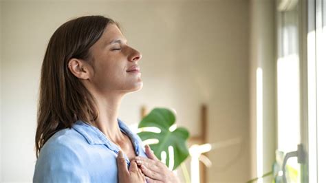 Doctor Backed Copd Treatments To Help You Breathe Easier Womans World