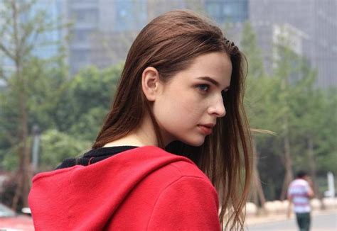 生活在中國的烏克蘭美女模特演員們，一個比一個漂亮，呵呵 每日頭條