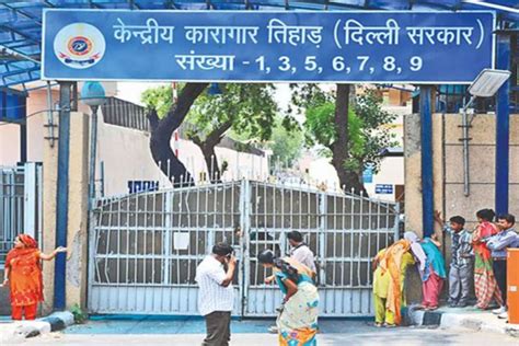 तिहाड़ जेल में खाने को लेकर झगड़ा अफगानी कैदी हुआ खून का प्यासाले ली