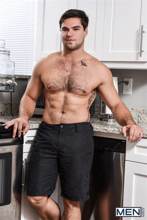 Men Peepers Part 2 Featuring Aspen And Brandon Wilde Bodybuilder