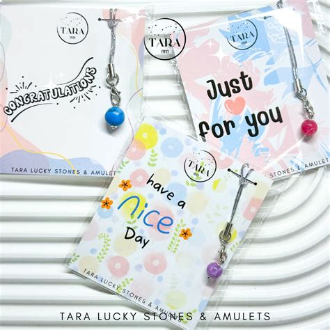 พวงกุญแจหินนำโชค หินมงคล ราคาสำหรับ 1 ชิ้นคละสี พร้อมส่ง ของขวัญวันปัจฉิม การ์ด