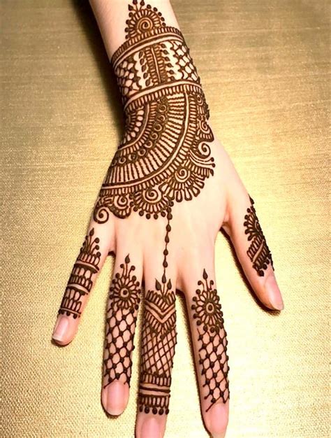 Simple Mehndi Design For Right Hand Back Side 11 Gorgeous Front Hand Mehndi Designs For The