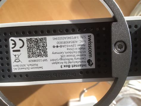Router Swisscom Box 3 Inkl 2 Glasfaserkabel Gebraucht In Zürich Für Chf 25 Mit Lieferung