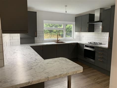 Augustus Road Birmingham B15 3ll 2 Bed Flat £1 100 Pcm £254 Pw