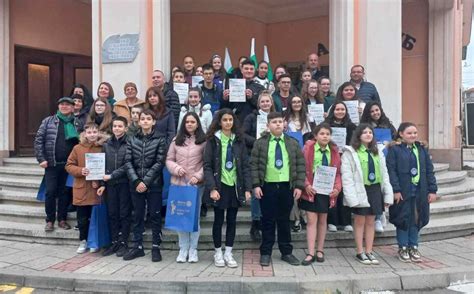 Читалището и Ротари Айтос най добрите в конкурс за рисунка