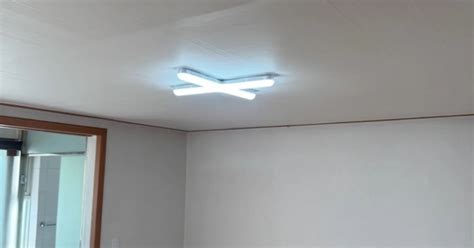 가격도 제일 저렴하고 아가보느냐고 늦은시간에 연락드렸는데 답변도 진짜빠르시고 너무 친절하세요 조명갈일있으면 무조건 여기서 할꺼에요 숨고 숨은고수