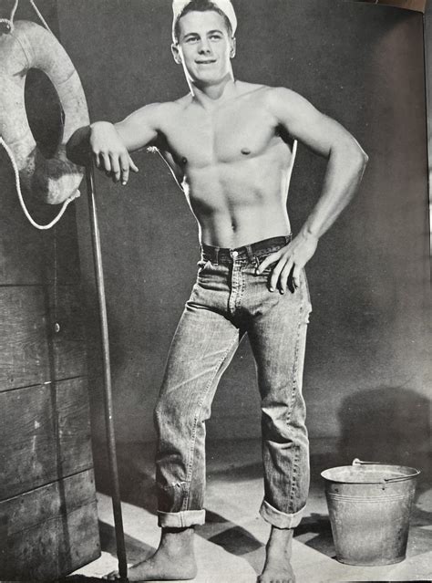 Robert Payne Levis Crowd 1967 Gay Amg Bob Mizer Vintage Art Photos Physique Pictorial Male Nudes
