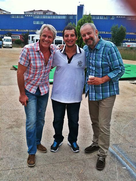 Ege Aydan 702344 Uludağ Sözlük Galeri