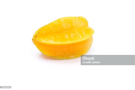 스타 과일 Starfruit 또는 스타 애플 Averrhoa Carambola 흰색 배경에 고립 건강한 식생활에 대한 스톡 사진