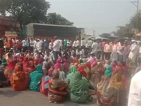 Latur Maharashtra Maratha Reservation Protest A Youn Man Did Suicide