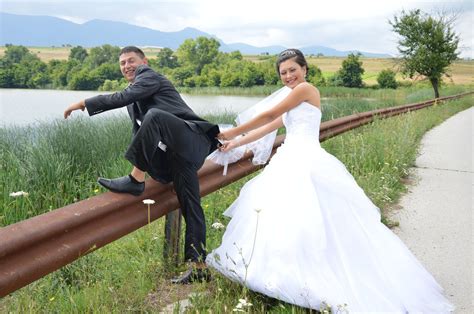 Най готините Младоженци Added A Най готините Младоженци