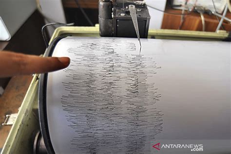 Gempa Tektonik Magnitudo 54 Guncang Poso Sulteng Antara News