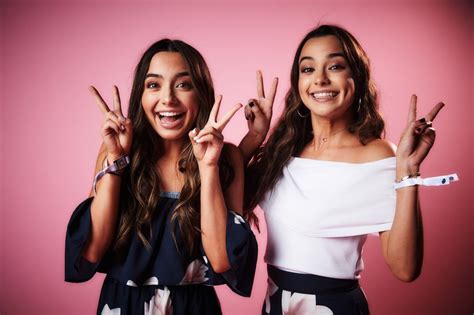 Pin By Serena On Merrelltwins