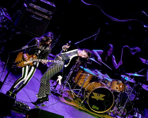 Jerry Cantrells Brighten Experience Unpacks At The Uptown And Stays For Awhile