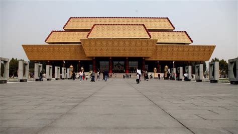 河南安阳中国文字博物馆，一片甲骨天下传，双胞胎姐妹花实力抢眼