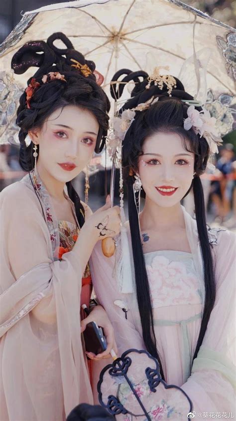 古装男主靠颜值丑出圈，古装美女却一抓一大把？造型