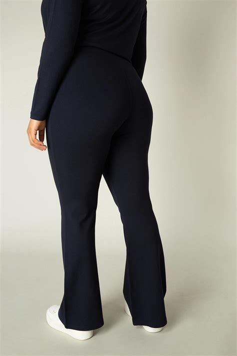 Base Level Curvy High Waist Flared Tregging Allie Donkerblauw Wehkamp