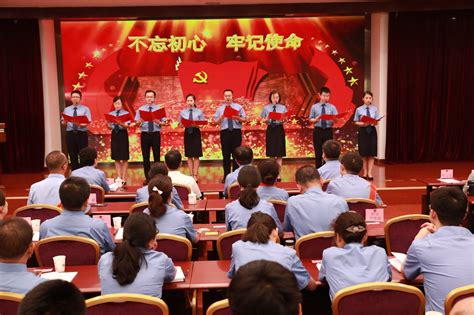 甘肃省检察院举办“不忘初心、牢记使命”主题教育先进典型事迹宣讲会中华人民共和国最高人民检察院