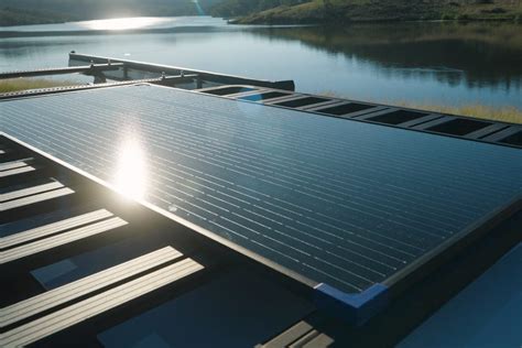 Kings 200w Fixed Solar Panel 40a Dcdc Charger 4wd Supacentre