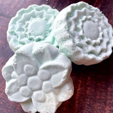 Diy Aromatherapy Shower Steamers Eucalyptus And Peppermint An Off