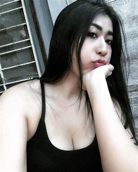 ဧသံမိုး ဧသံမိုး Added A New Photo