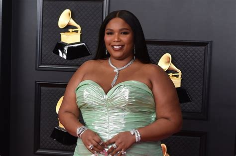 Lizzo Sets Full Figured Model And Dancer Reality Show