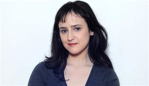 Mara Wilson Height Weight Measurements Bra Size Shoe Size