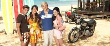 Teen Beach Movie Mack Et Brady Sont Prêts Pour Les Vacances Actu