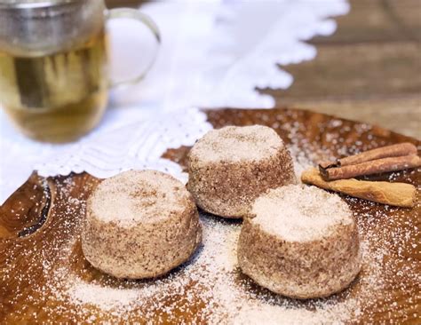 Bolinho De Chuva” Low Carb Claudia