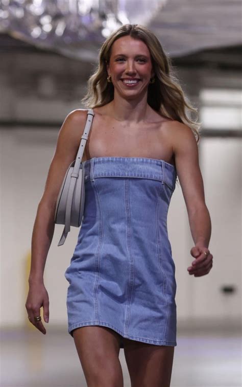 Lexie Hull Indiana Fever Rwnbahot