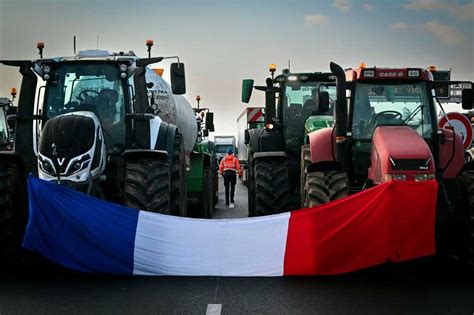 Agricultores franceses pretenden bloquear París Por la Línea