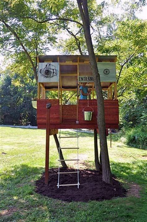 Salvaged Treehouse Simple Tree House Tree House Diy Cool Tree Houses