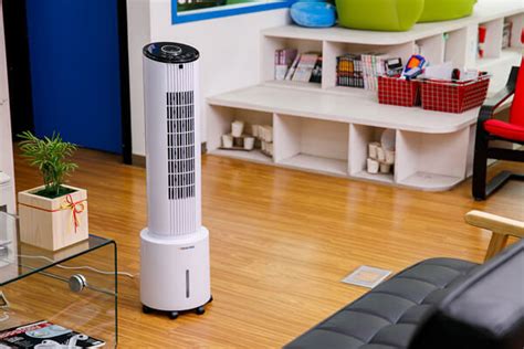 비싼 에어컨이 부담된다면 추천 냉각식 선풍기 네모트리 타워형 냉풍기