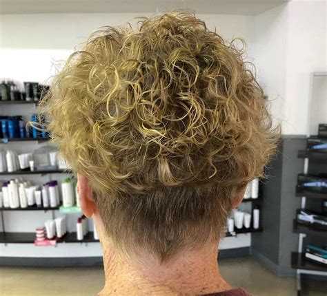 30 Gorgeous Short Permed Hairstyles For Women Over 60 Hairstylecamp