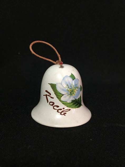 Фігурка статуетка дзвіночок кераміка розпис н1236 стан відмінний розміри висота 4 5 см ø 5