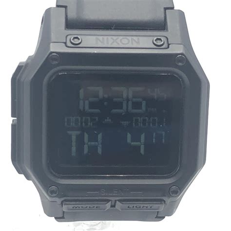 Yahooオークション Nixon Regulus A1180 867 00 クォーツ ブラック
