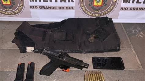 Bm Prende Homem Por Porte Ilegal De Arma E Munições Brigada Militar