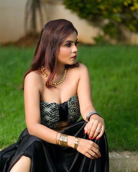 Jeevitha Venkatesan Hot Photoshoot Stills South Indian Actress