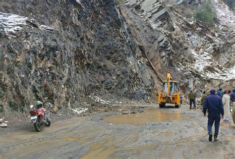 Traffic Restored On Jammu Srinagar National Highway Northlines