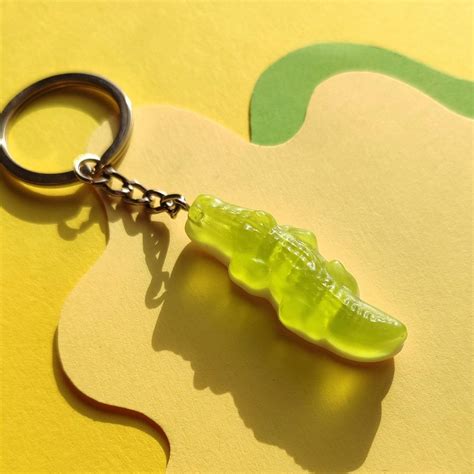 Croco Gummy Keychain Crocodile Candy Super Realistic Epoxy Resin Fake Gummy Candy Acessories