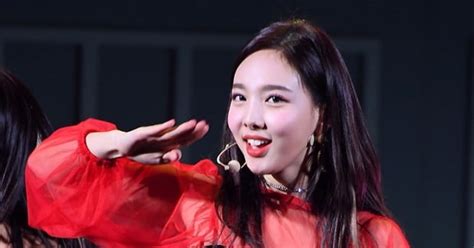 포토 트와이스 나연 사랑스러운 미소~