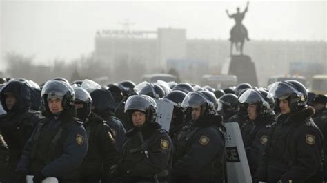 Clashes In Oil Region Threaten Kazakhstan Leader