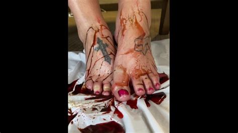Who Wants To Lick And Suck Syrup Off Of My Toes Xxx Mobile Porno