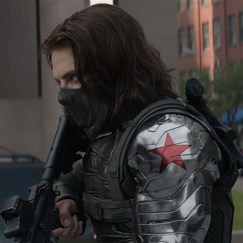 Bucky Barnes Зимний солдат Мстители Себастиан стэн