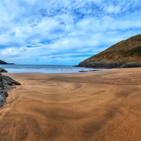 Traeth Mwnt Hidden Beach In Wales