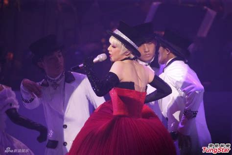 50岁陈慧娴主动追男人 结果对方是gay新浪图片