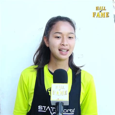 ဘောလုံးအားကစားကို အသက် ၁၃ နှစ်ကတည်းက စခဲ့တာ ဆိုတဲ့ မေထက်လူ Youtube